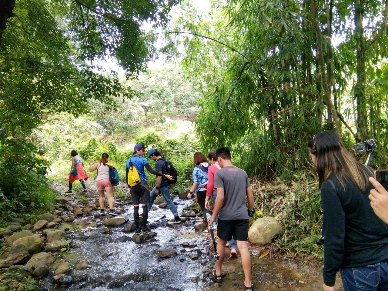 Nagpatong Rock Formation, Tanay Rizal - Happy and Busy Travels