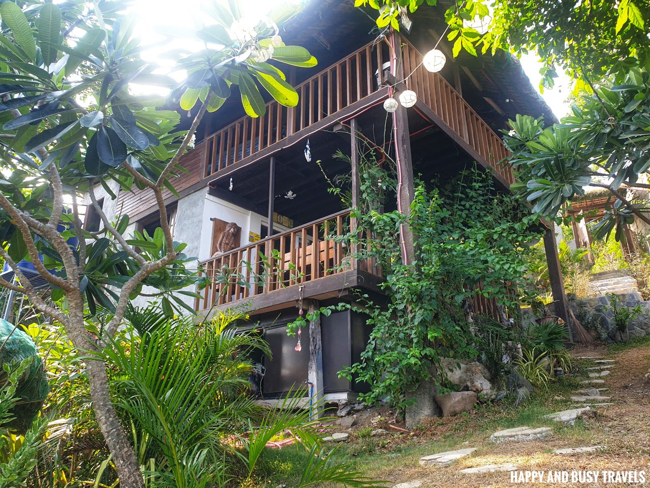 Tanaw sa Anilao Bed and Breakfast - Happy and Busy Travels