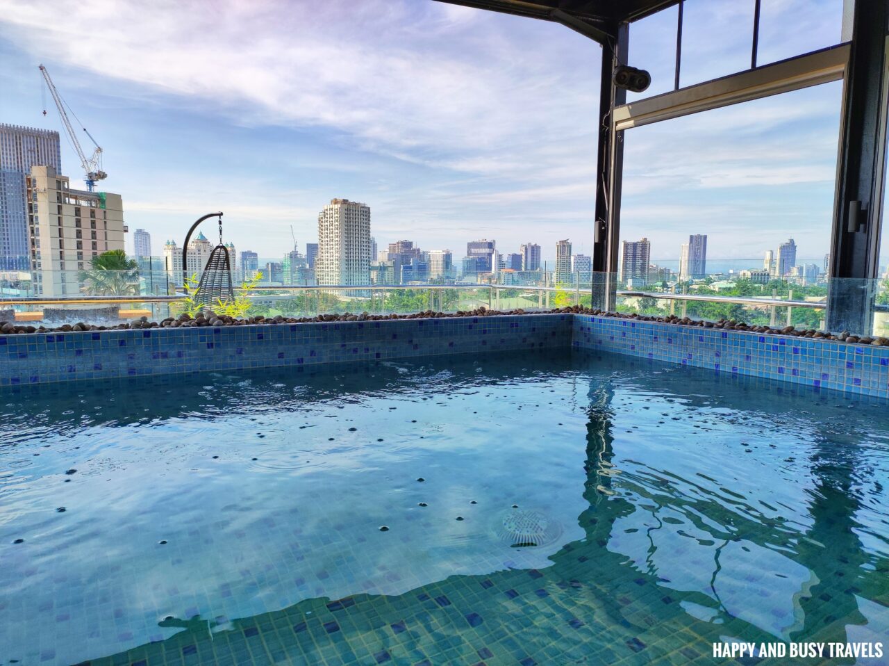 Yello Hotel, Cebu City - Happy and Busy Travels