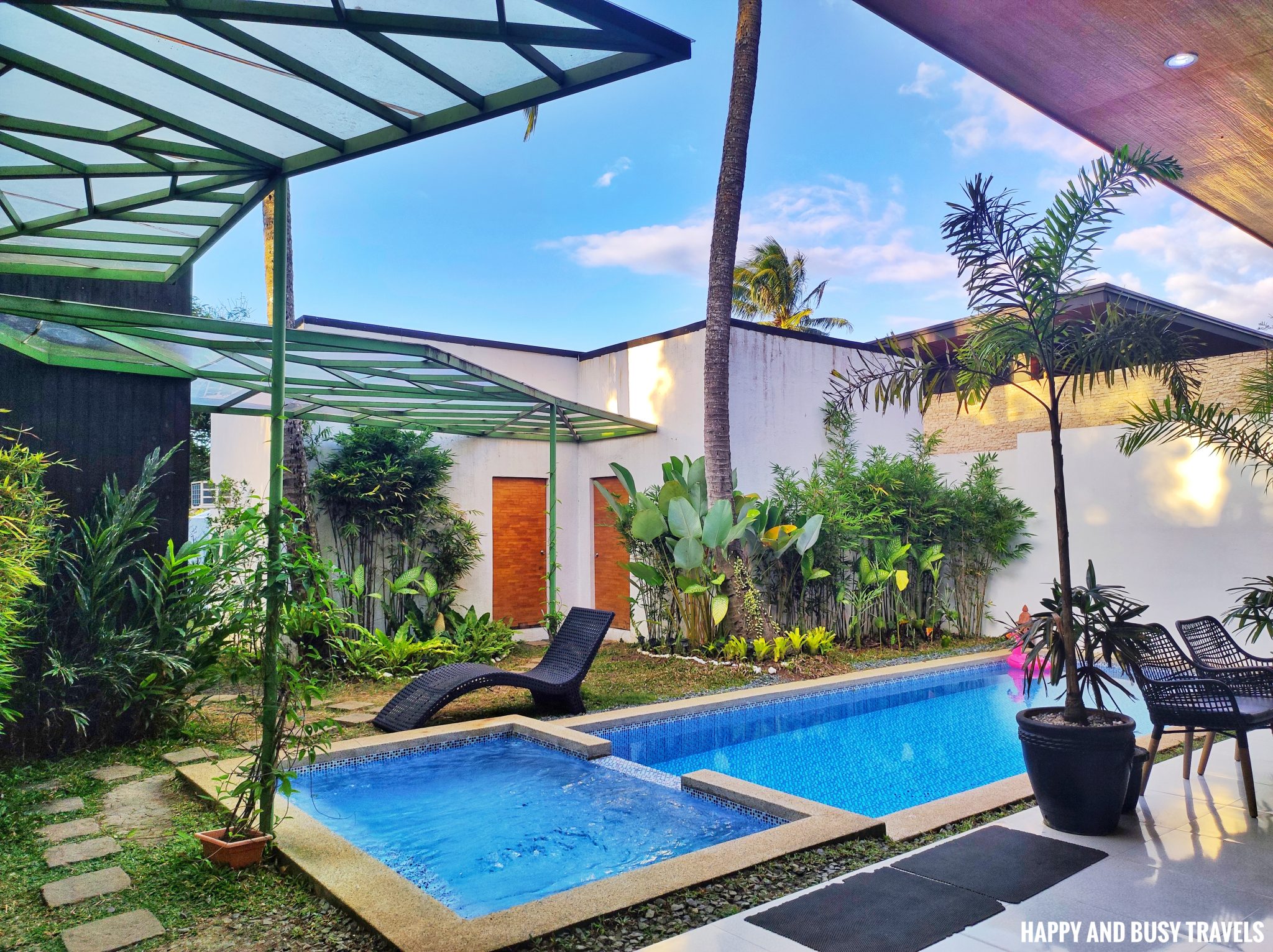 Leaf Residences Tagaytay Private Villa - Happy and Busy Travels