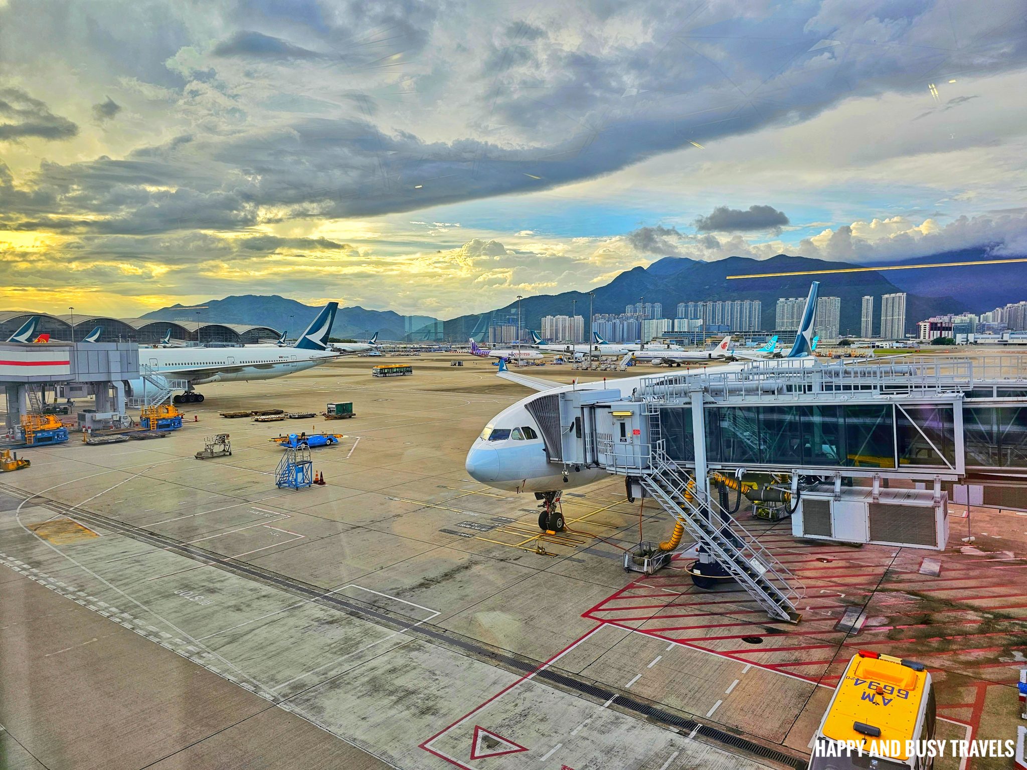 4 Days in Hong Kong - Itinerary and Tips - Happy and Busy Travels